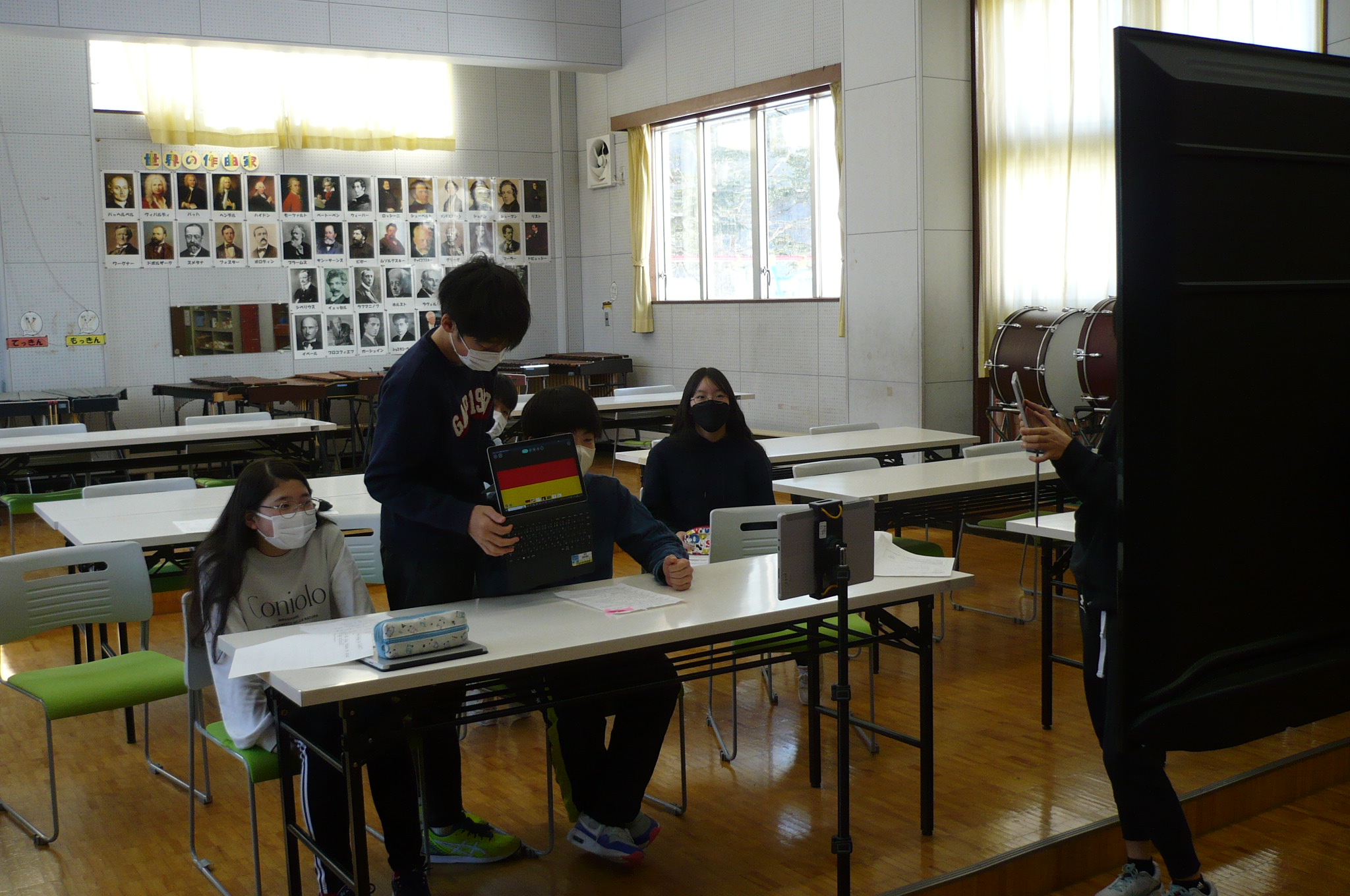 青苗小学校との外国語交流（6年生） - 厚沢部町立厚沢部小学校