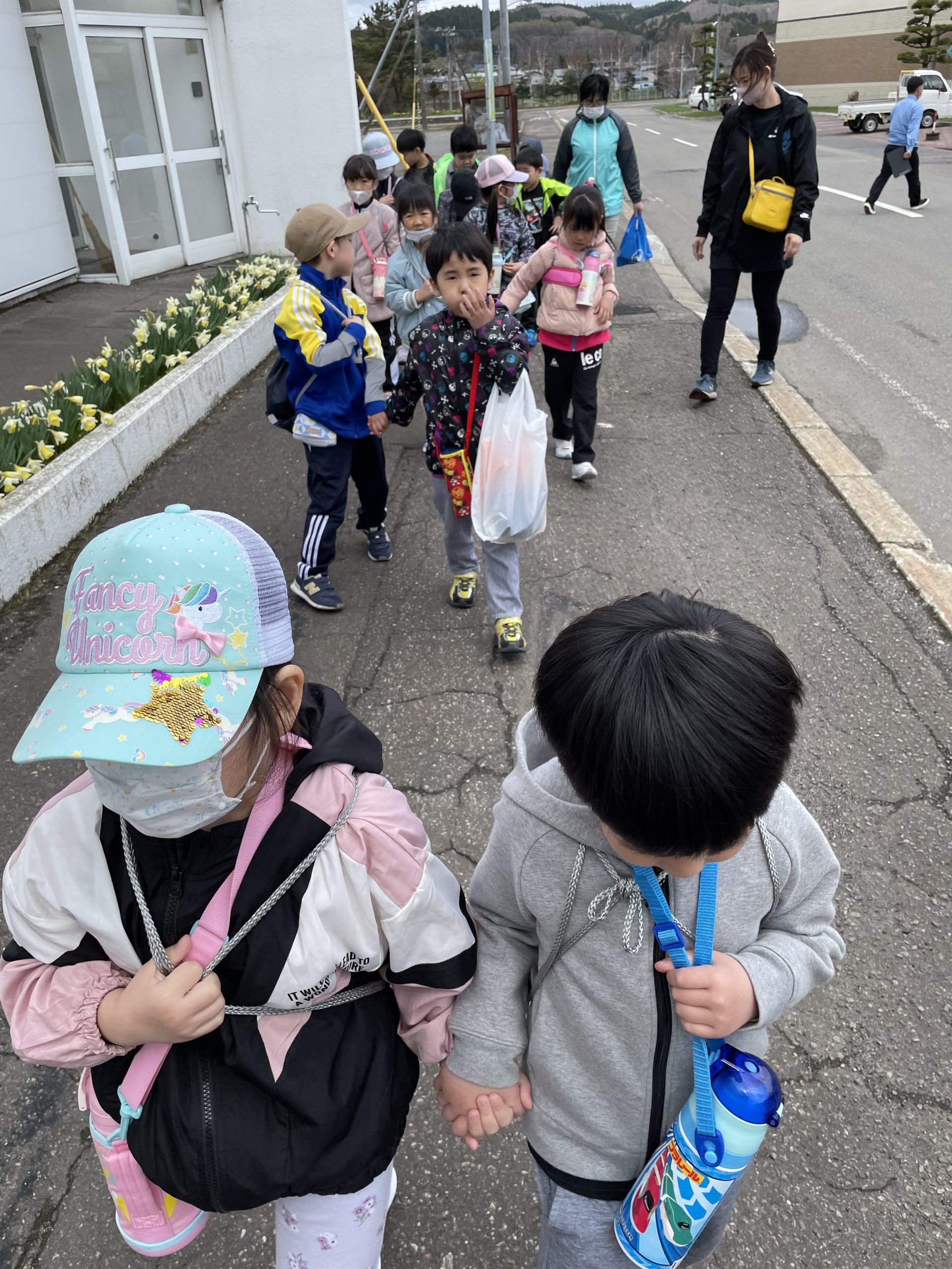 図書館訪問 - 厚沢部町立厚沢部小学校